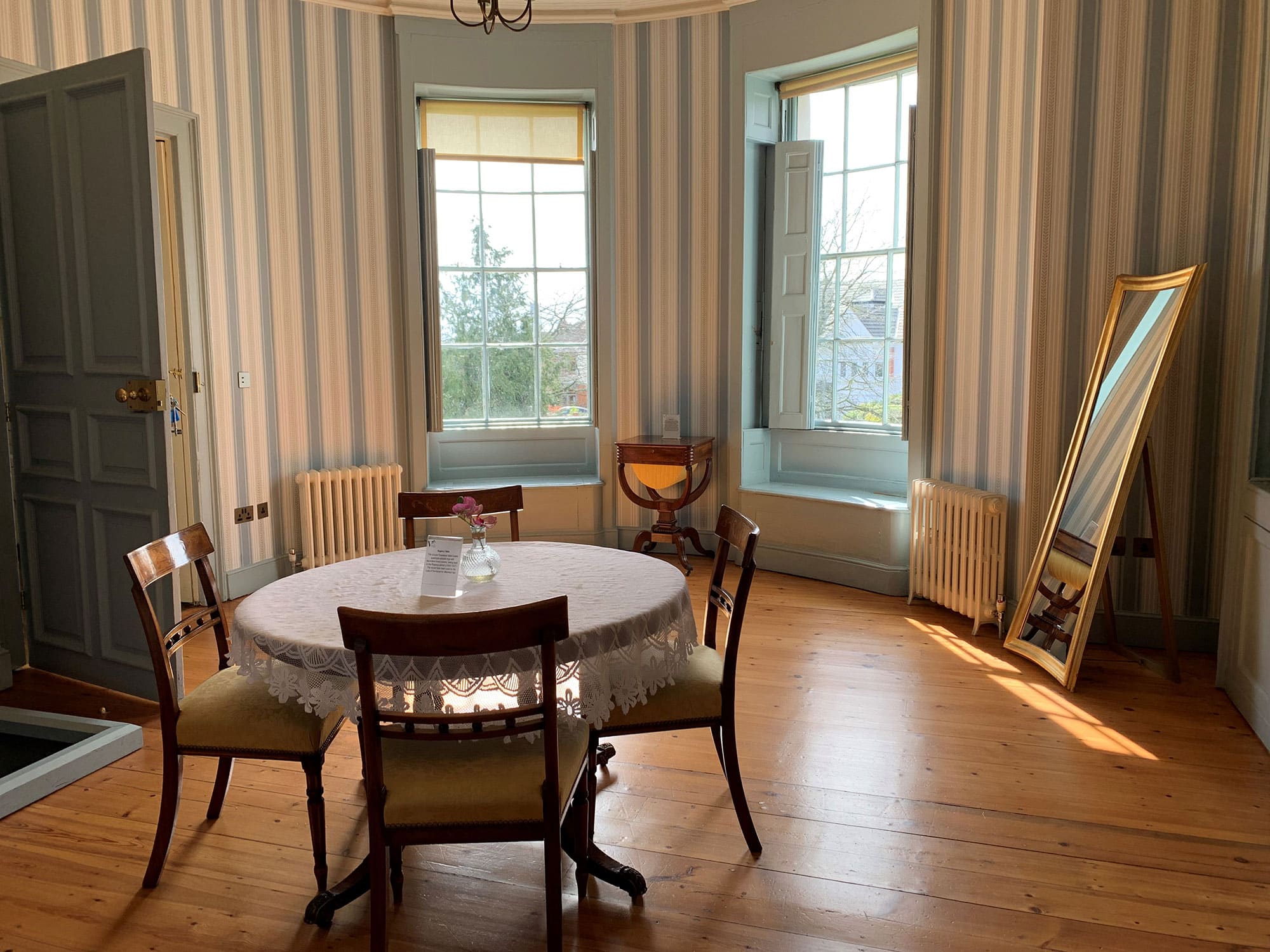 The Regency Parlour - Valentines Mansion